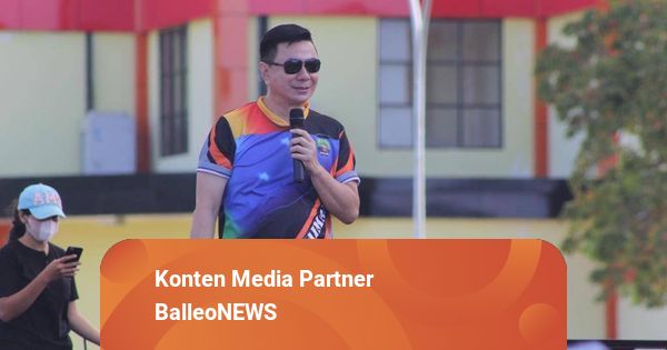 Target Raih Adipura, Bupati Ajak Warga Kaimana Jaga Kebersihan | kumparan.com